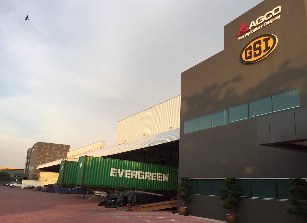 Azerbaijani Delegation to Tour AGCO GCI Grain and Protein Facilities